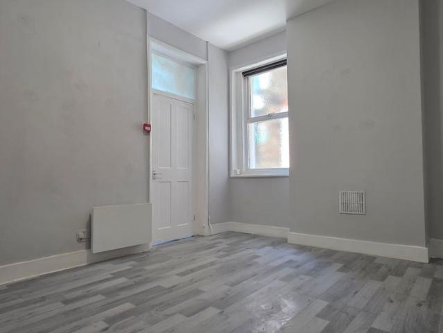 Whitworth Road, London SE25, Studio to rent, £1,200 pcm | PrimeLocation