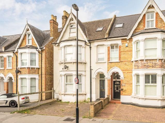 Whitworth Road, South Norwood SE25, Studio to rent, £1,100 pcm | PrimeLocation