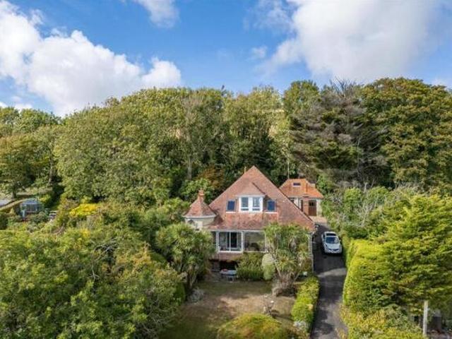 Whitwell Road, Ventnor, 3 Bedroom Bungalow