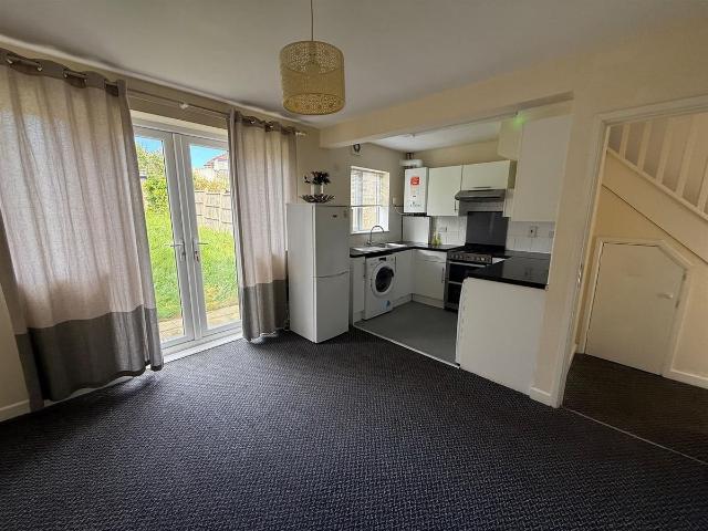 Whitton Avenue East, Greenford UB6, 3 bed terraced house to rent, £2,100 pcm | PrimeLocation