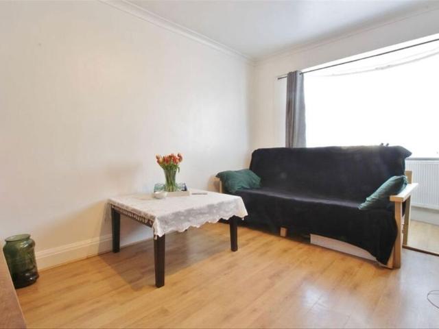 Whitton Dene, TW7, London