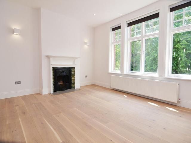 Whitton Road, Twickenham, TW1