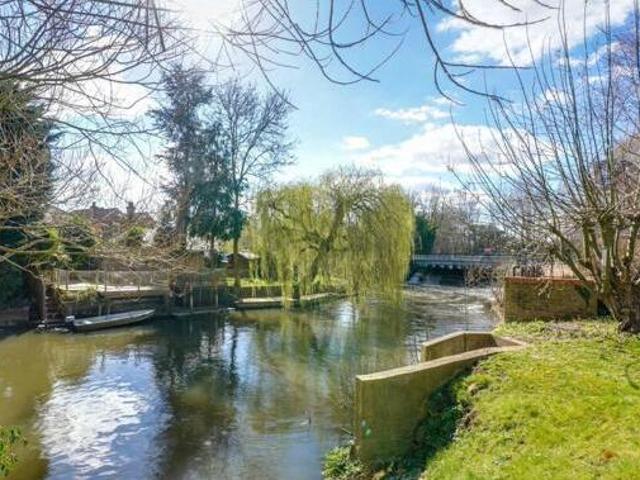 Whittets Ait, Dowgate House, Jessamy Road, 2 Bedroom Flat