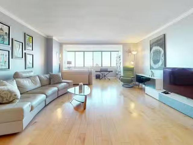 Whittier Place, Boston, MA