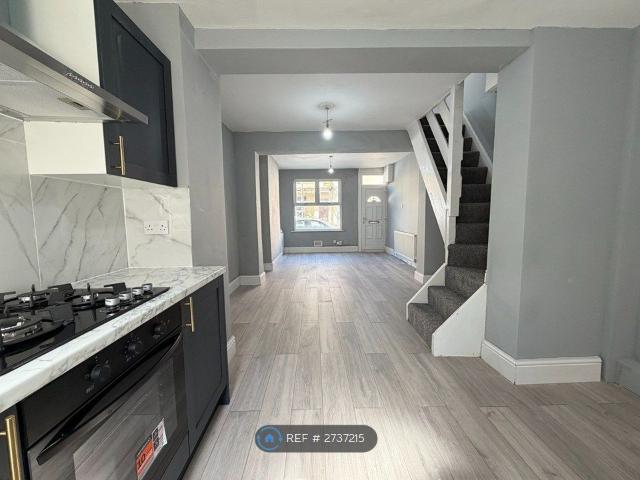 Whittier St, Liverpool L8, 2 bed terraced house to rent, £800 pcm | PrimeLocation