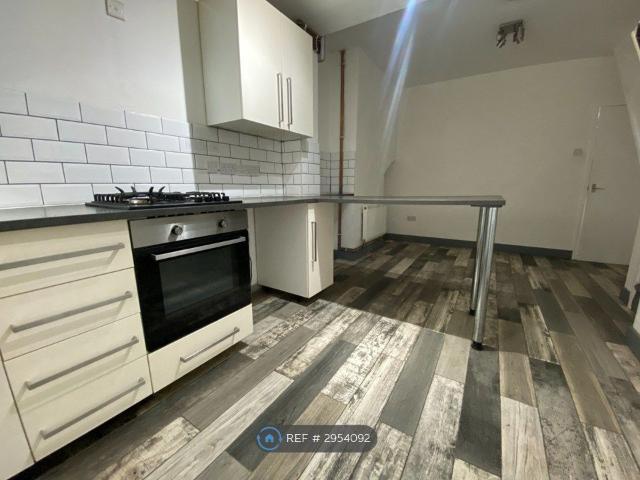 Whittier Street, Liverpool L8, 2 bed terraced house to rent, £850 pcm | PrimeLocation