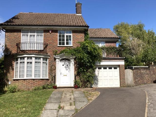 Whittingehame Gardens, Brighton BN1, 3 bed detached house to rent, £2,200 pcm | PrimeLocation