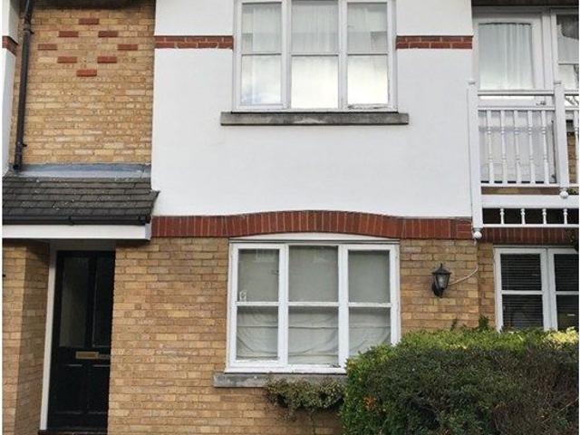 Whittington Mews, London N12, 2 bed flat to rent, £1,900 pcm | PrimeLocation