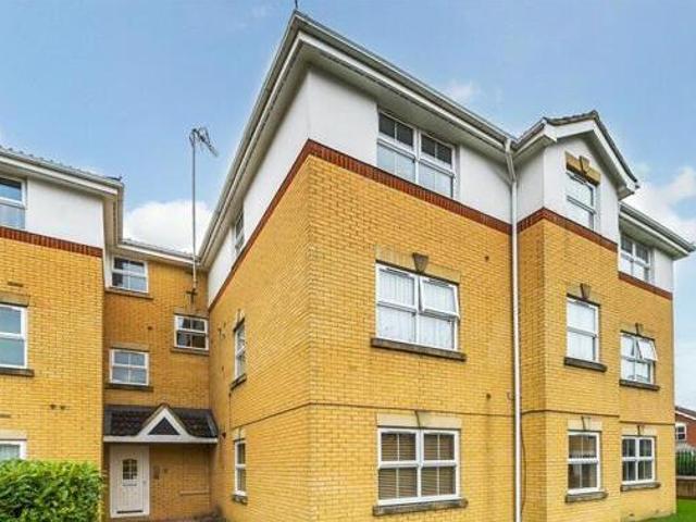 Whittle Close, Ash Vale, 2 Bedroom Apartment
