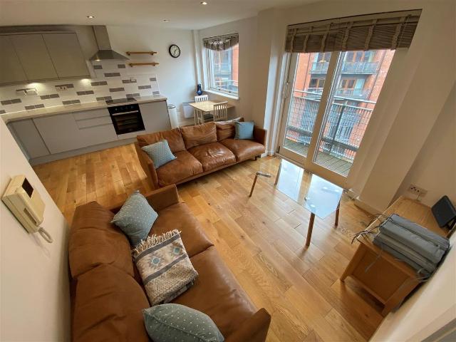 Whittles Croft, 42 Ducie Street, Piccadilly Basin M1, 2 bed flat to rent, £1,350 pcm | PrimeLocation