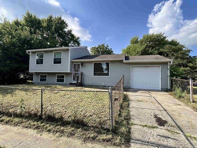 Whidbey Dr, Indianapolis, Home For Sale