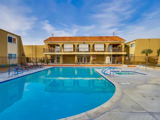 Whiffle Tree Apartments 1 Bedroom Apartment for Rent at 6200 Edinger Ave, Huntington Beach, CA 92647