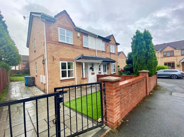 Whimberry Close, Salford M5, 3 bed semi detached house to rent, £1,500 pcm | PrimeLocation