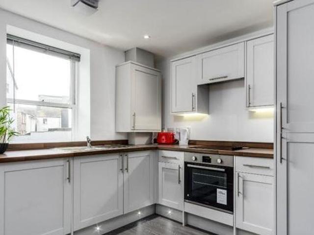 Whimple Street, Plymouth, 2 Bedroom Apartment