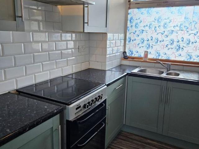 Whinchat Road, Thamesmead SE28, 1 bed flat to rent, £1,300 pcm | PrimeLocation