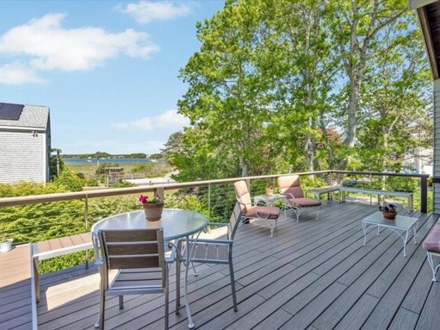 Whippoorwill Cir, Mashpee, Home For Sale