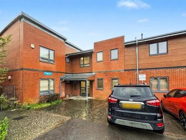Whippendell Close, St Pauls Cray, 2 Bedroom Flat