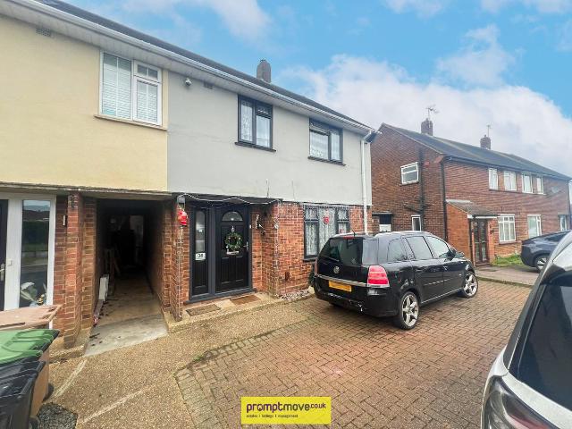 Whipperley Ring, Luton LU1, 3 bed property to rent, £1,700 pcm | PrimeLocation