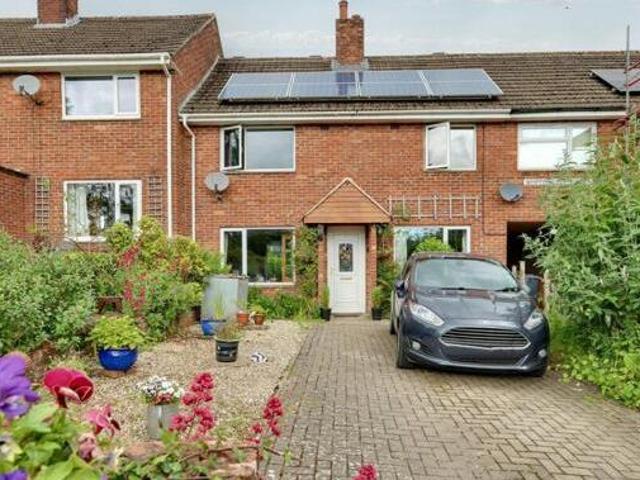 Whippingtons Corner, Staunton, 4 Bedroom Semi detached