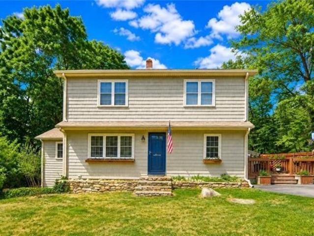 Whipple Rd, Smithfield, Home For Sale