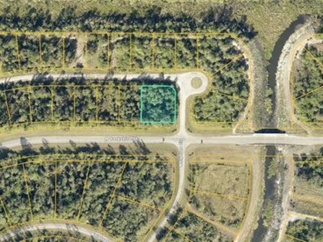 Whiptree Cir, North Port, FL 34288