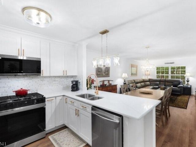 Whisper Way E, Roxbury Township, Condo For Sale