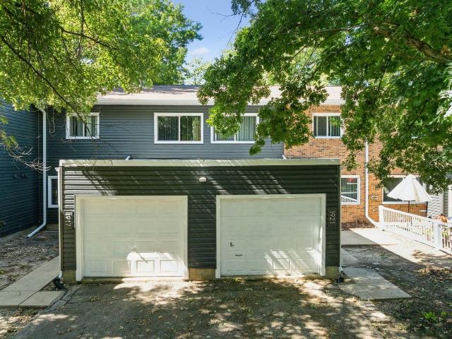 Whispering Meadows Condominiums 2 Bedroom Condo for Rent at 1867 Pinehurst Ct, Waterloo, IA 50701