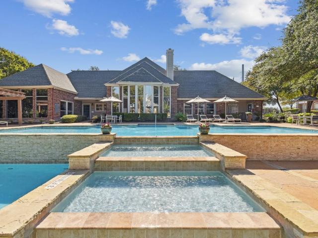 Whispering Creek Villas Apartment Homes 1 Bedroom Apartment for Rent at 5303 Hamilton Wolfe Rd, San Antonio, TX 78229