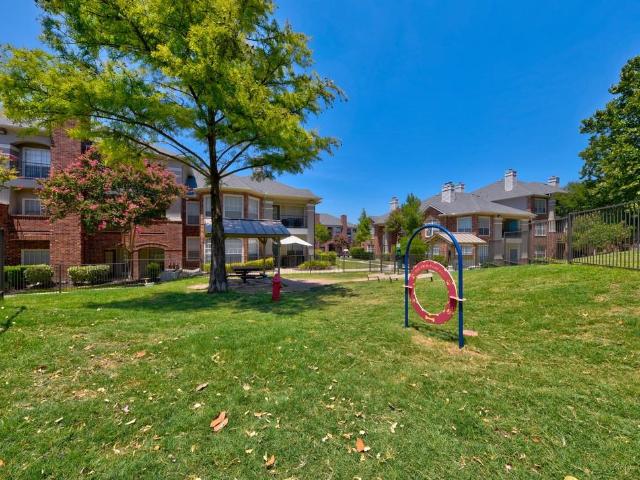 Whispering Creek Villas Apartment Homes 2 Bedroom Apartment for Rent at 5303 Hamilton Wolfe Rd, San Antonio, TX 78229