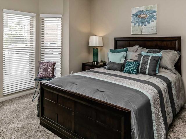 Whispering Hills 2 Bedroom Apartment for Rent at 2510 N 109th Plz, Omaha, NE 68164
