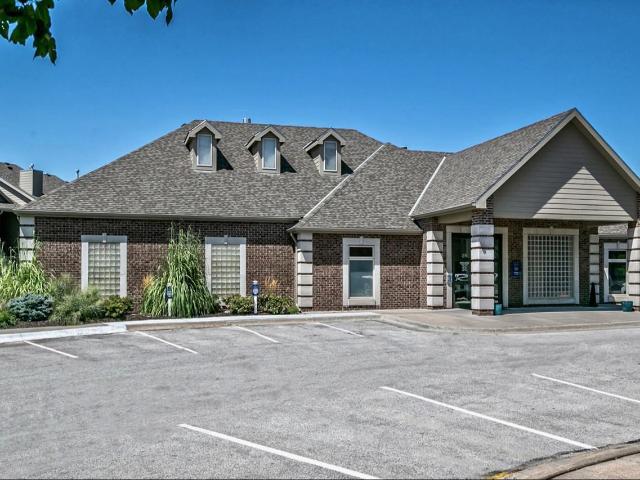 Whispering Hills 2 Bedroom Apartment for Rent at 2510 N 109th Plz, Omaha, NE 68164