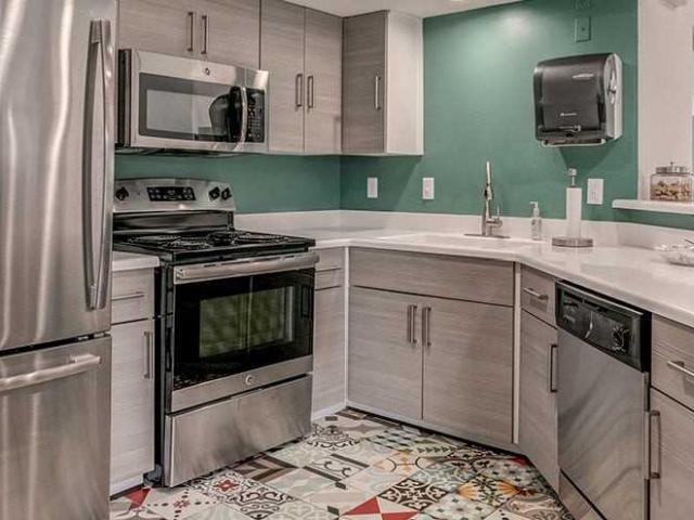 Whispering Lake 2 Bedroom Apartment for Rent at 10415 E 43rd St, Kansas City, MO 64133 Riss Lake