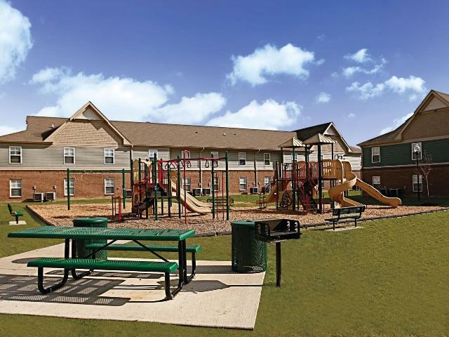 Whispering Woods Phase II 3 Bedroom Apartment for Rent at 3202 Margee Dr, Louisville, KY 40216 St. Dennis