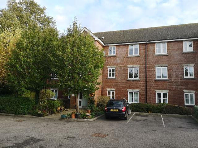 Whyte Close, Whitfield, Dover CT16, 2 bed flat to rent, £800 pcm | PrimeLocation