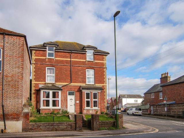 Whyke Road, Chichester PO19, 1 bed flat to rent, £925 pcm | PrimeLocation