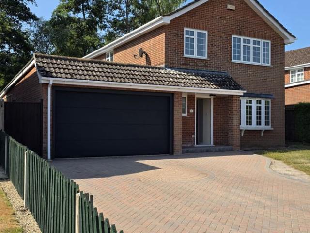 Wimborne BH21, 4 bed detached house to rent, £2,650 pcm | PrimeLocation