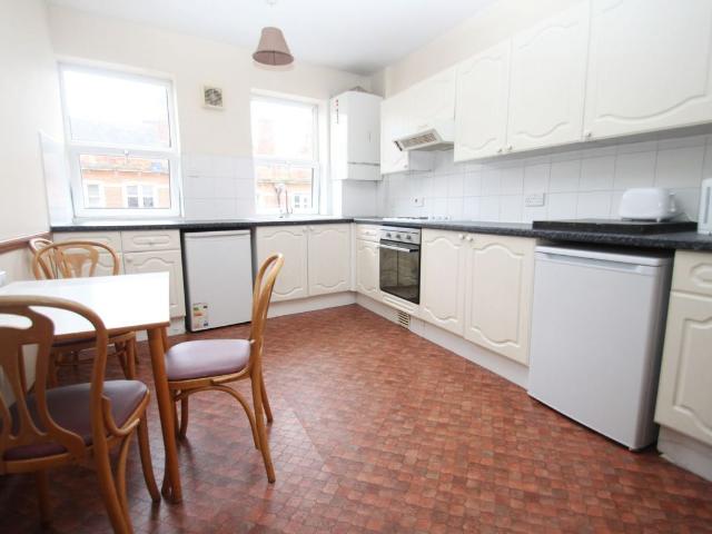 Wimborne Road, Banks House BH9, 3 bed property to rent, £1,400 pcm | PrimeLocation