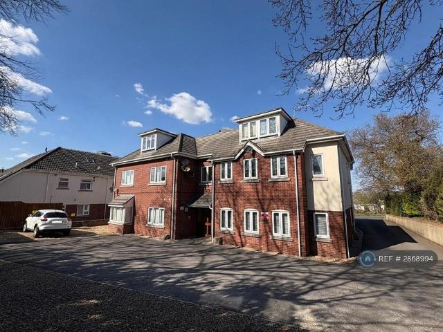 Wimborne Road, Bournemouth, BH11 2 bed flat to rent £1,045 pcm £241 pw