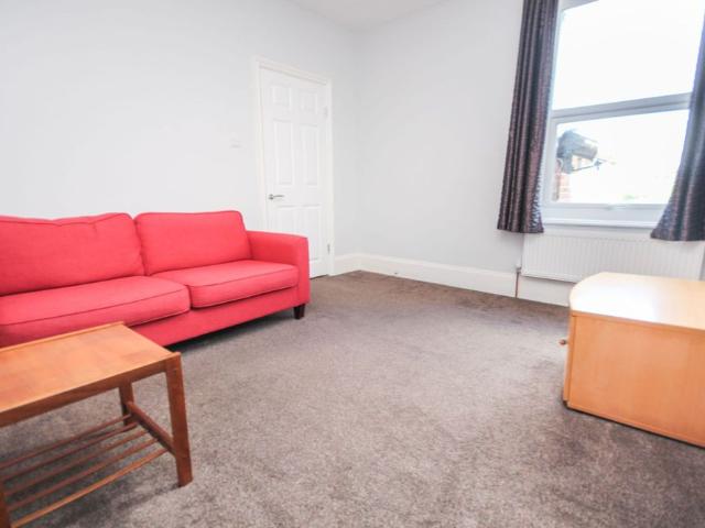 Wimborne Road, Bournemouth, BH9