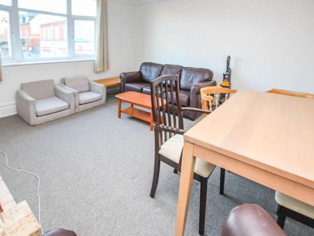 Wimborne Road, Bournemouth, BH9