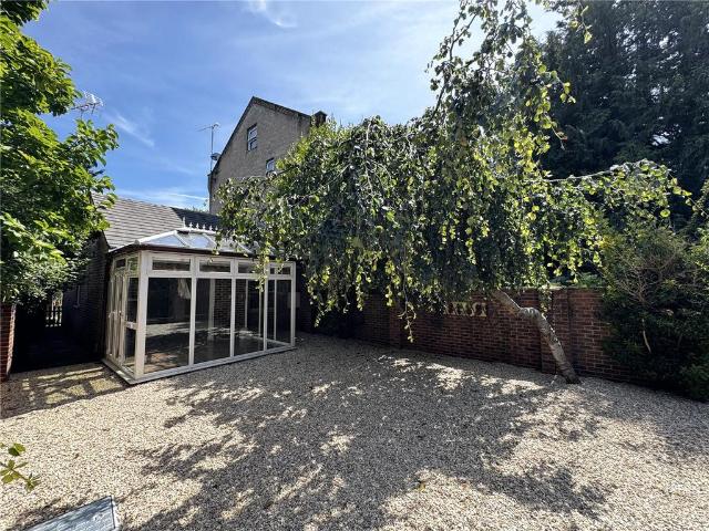 Wimborne Road, Bournemouth, Dorset, BH2 2 bed end of terrace house to rent £1,550 pcm £358 pw