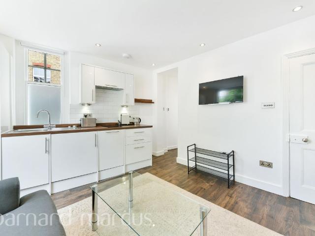 Wimbledon Buildings, Newton Street, Covent Garden WC2B, 1 bed flat to rent, £2,000 pcm | PrimeLocation