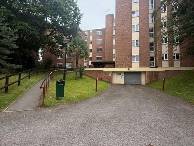 Wimbledon Hall, BH1 2 bed flat to rent £1,295 pcm £299 pw