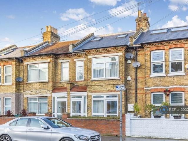 Wimbledon, London, SW19 1 bed flat to rent £1,550 pcm £358 pw