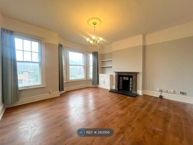 Wimbledon, London SW19, 2 bed flat to rent, £1,895 pcm | PrimeLocation