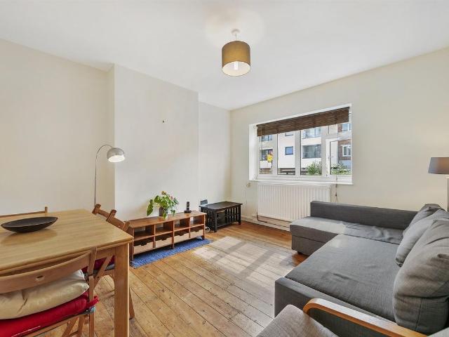 Wimbledon Park Court, Wimbledon Park Road, London SW19, 2 bed flat to rent, £2,100 pcm | PrimeLocation