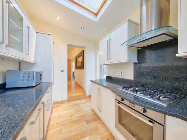 Wimbledon Park Road, London SW18, 4 bed flat to rent, £4,000 pcm | PrimeLocation