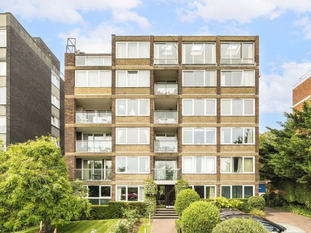 Wimbledon Park Road, London SW19, 2 bed flat to rent, £2,500 pcm | PrimeLocation