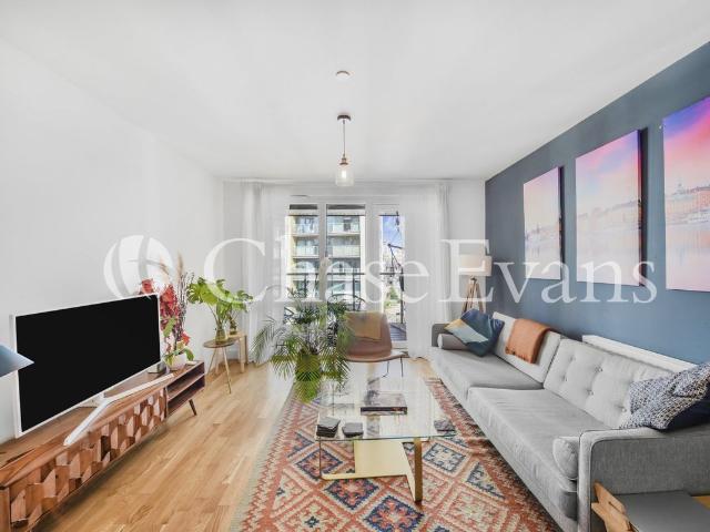 Wimhurst Court, 168 Upper North Street, Phoenix Works, Poplar E14, 1 bed flat to rent, £2,000 pcm | PrimeLocation