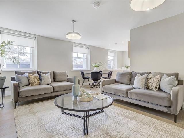 Wimpole Street, London, W1G 2 bed apartment to rent £4,658 pcm £1,075 pw